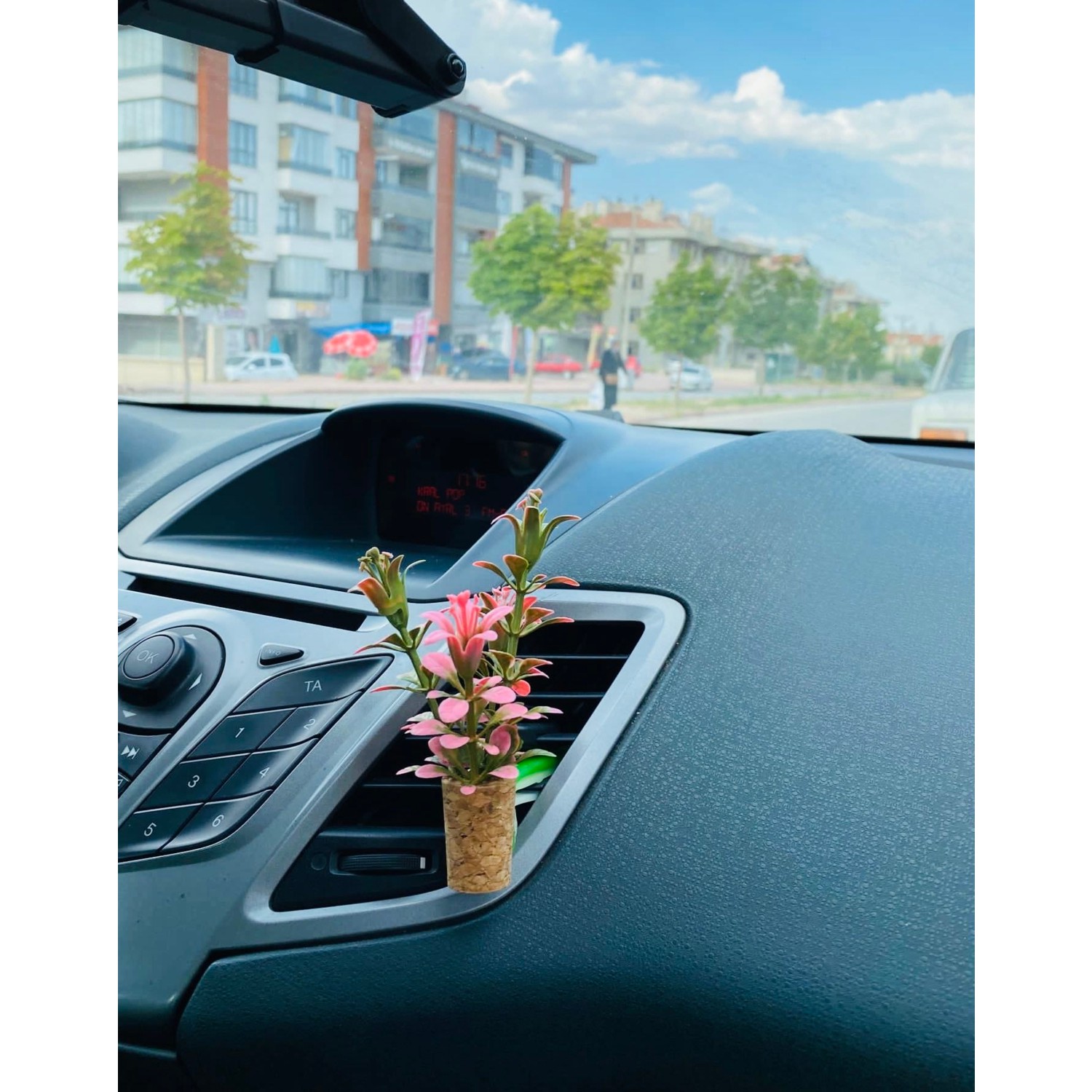 Dekora Araç Klima Kokusu Araba Aksesuar Koku Çiçek Fiyatı