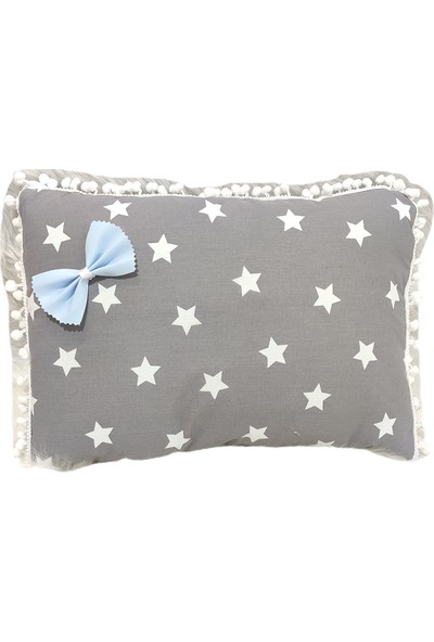 Bebek Atölyesi Gri Yıldız Desenli Mavi Süryriz Yastıklı Yorgan Bebek Atölyesi Gri Yıldız Desenli Mavi Süryriz Yastıklı Yorgan