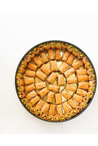Benim Baklavaları Fıstıklı Parmak Baklava 500 gr Benim Baklavaları Fıstıklı Parmak Baklava 500 gr