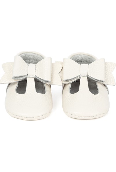 Yoyo Junior Hakiki Deri Krem Kurdela Detaylı Bebek Patik Yoyo Junior Hakiki Deri Krem Kurdela Detaylı Bebek Patik