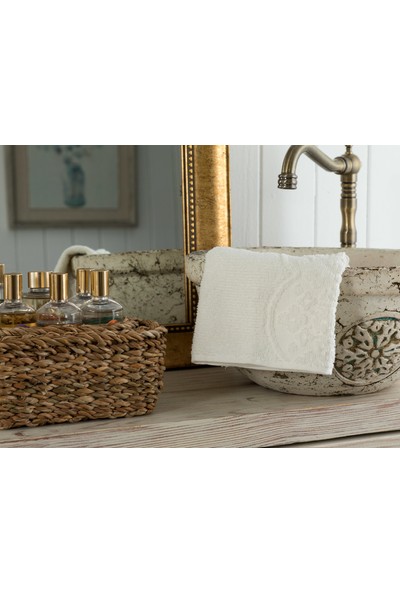 Madame Coco Megeve Jakarlı El Havlusu - Ekru - 30x45 cm