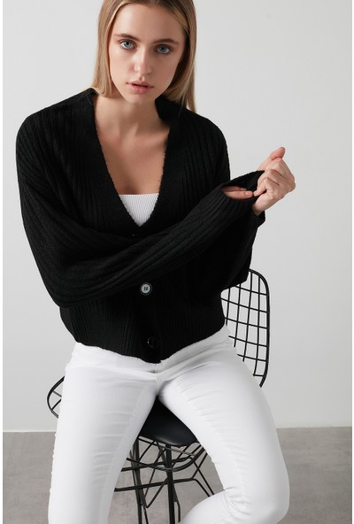 Lela Düğmeli V Yaka Fitilli Triko Örme Hırka Kadın HIRKA 4615031 Lela Düğmeli V Yaka Fitilli Triko Örme Hırka Kadın HIRKA 4615031