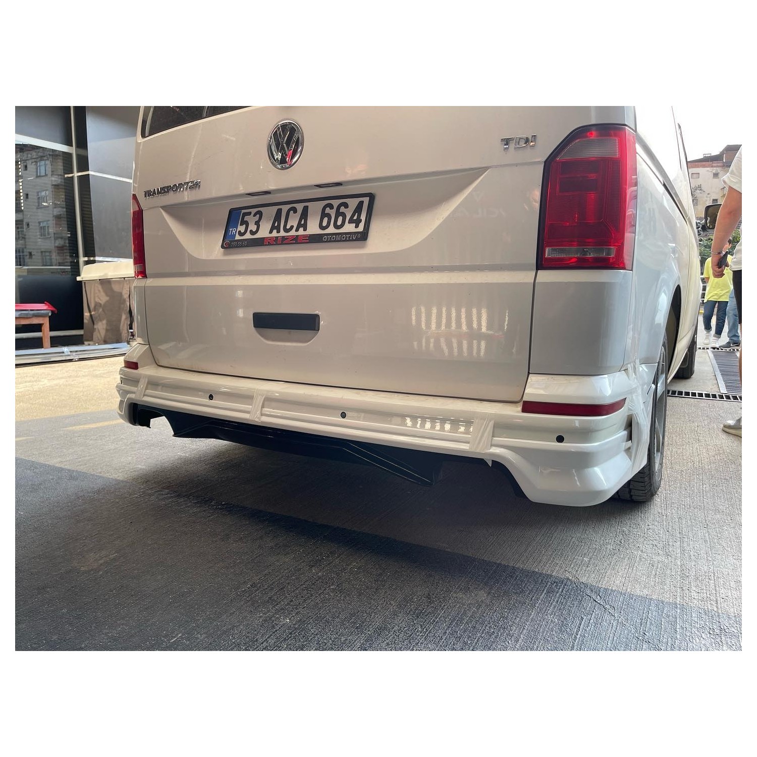 BKS Volkswagen Transporter T7 Abt Arka Ek (Plastik) Fiyatı