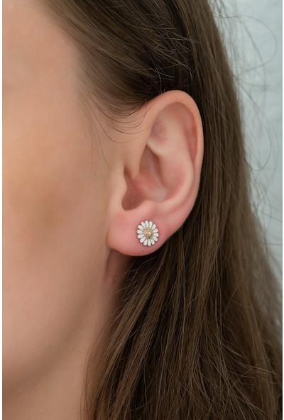 Nereze 925 Ayar Minik Papatya Küpe Kadın Gümüş Küpe Nereze 925 Ayar Minik Papatya Küpe Kadın Gümüş Küpe