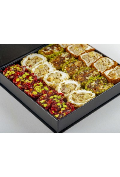 Bercekız Servet Şekerleme Şeker İlavesiz ve Sarma Servet Özel Karışık 800 gr Bercekız Servet Şekerleme Şeker İlavesiz ve Sarma Servet Özel Karışık 800 gr