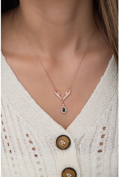 Nereze 925 Ayar Gümüş Yeşil Damla Taşlı Tasarım Kadın Gümüş Kolye Nereze 925 Ayar Gümüş Yeşil Damla Taşlı Tasarım Kadın Gümüş Kolye