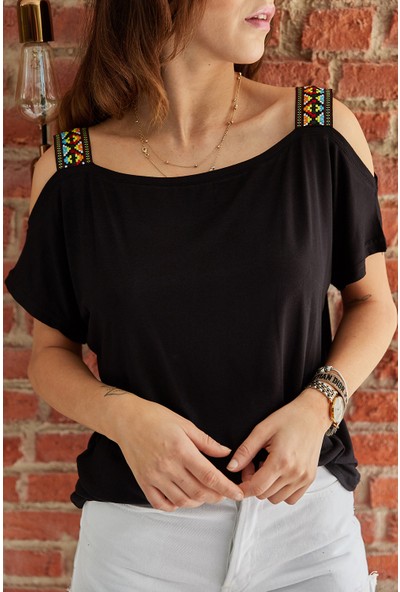 Xhan Çift Omuzu Aksesuarlı Bluz 0YXK2-43373-02 Xhan Çift Omuzu Aksesuarlı Bluz 0YXK2-43373-02