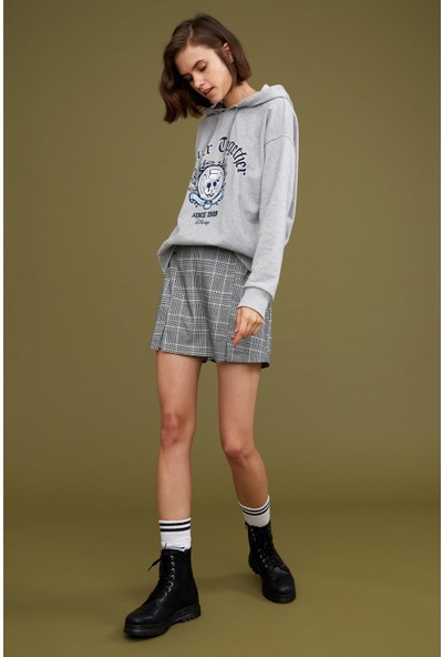 DeFacto Regular Fit Kareli Şort S0889AZ20AU