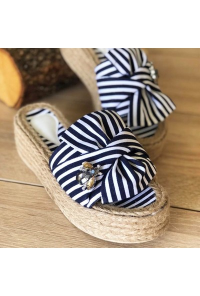 Luvi T02 Lacivert Beyaz Taşlı Kadın Terlik Lacı-Beyaz