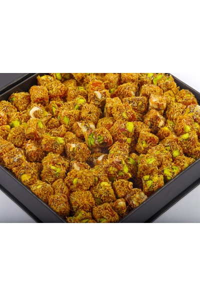 Bercekız Servet Şekerleme Kadayıf Kaplı Antep Fıstıklı Çifte Kavrulmuş Lokum 800 gr