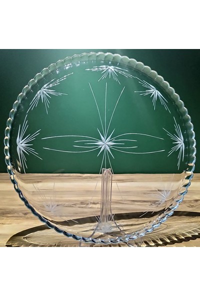 Decocıa Yuvarlak Cam Tepsi Mira Desenli İşlemeli Decocıa Yuvarlak Cam Tepsi Mira Desenli İşlemeli
