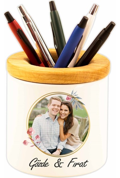 Hediye Rengi İsme Özel Ahşap Kapaklı Kalemlik - Fotoğraf Baskılı Hediye Rengi İsme Özel Ahşap Kapaklı Kalemlik - Fotoğraf Baskılı