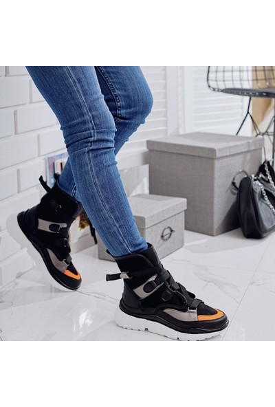 Limoya Erika Siyah Süet Kalın Tabanlı Lastikli Spor Bot Limoya Erika Siyah Süet Kalın Tabanlı Lastikli Spor Bot