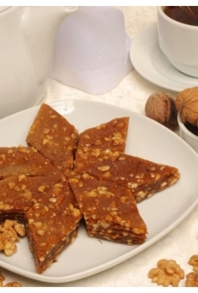 Tatbi̇l Gümüşhane Cevizli Pestil - 1000 gr Tatbi̇l Gümüşhane Cevizli Pestil - 1000 gr