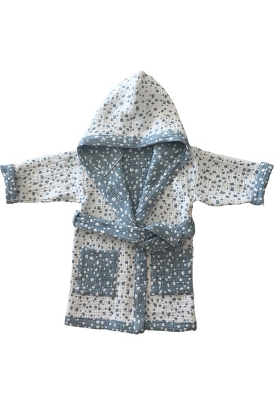Mutlu Gün Marketi Müslin Bornoz 2-5 Yaş Çift Taraflı Taş Desenli Mavi Mutlu Gün Marketi Müslin Bornoz 2-5 Yaş Çift Taraflı Taş Desenli Mavi