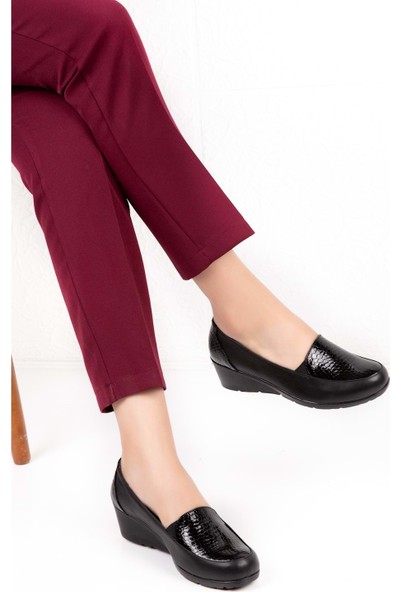 Gondol Deri Anatomik Taban Ayakkabı VDT.2606 Gondol Deri Anatomik Taban Ayakkabı VDT.2606