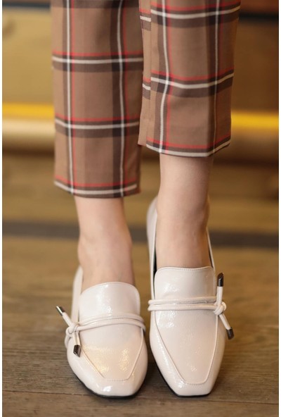 Mio Gusto Katrina Ekru Rugan Topuklu Ayakkabı