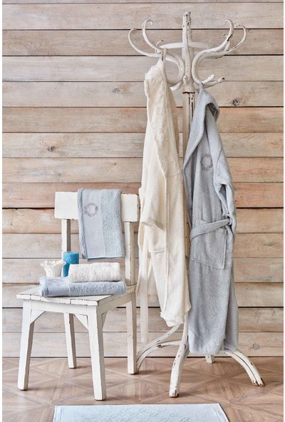 Karaca Home Silvio Dantelli Offwhite - Su Yeşili Bornoz Seti 3 Parça Karaca Home Silvio Dantelli Offwhite - Su Yeşili Bornoz Seti 3 Parça