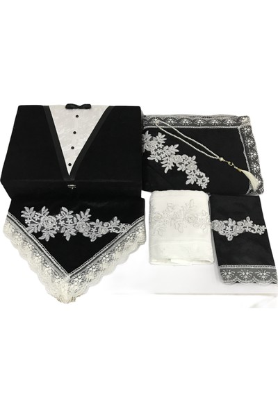 Lamazi Home Lamazihome Damat Figürlü Sandıklı Seccade Seti Bohça Takımı 6 Parça Lamazi Home Lamazihome Damat Figürlü Sandıklı Seccade Seti Bohça Takımı 6 Parça