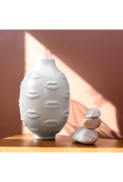 Beige And Stone Lady Kiss Vazo Dekoratif Obje