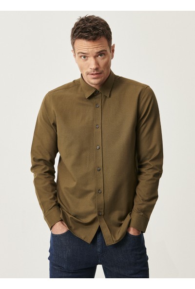Altınyıldız Erkek Tailored Slim Fit Dar Kesim Düğmeli Yaka Oxford Gömlek Altınyıldız Erkek Tailored Slim Fit Dar Kesim Düğmeli Yaka Oxford Gömlek