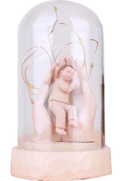 Sağlam Işıklı Masum El Çoçuk Figürlü Özel Cam Fanus Sağlam Işıklı Masum El Çoçuk Figürlü Özel Cam Fanus