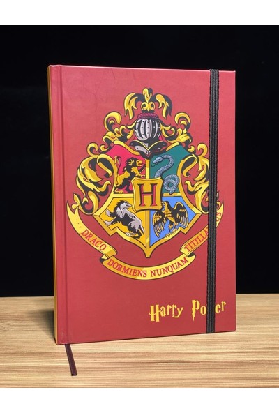 Kasaba Dükkan Harry Potter Hogwarts Baskılı Sert Kapaklı Ciltli Defter Kasaba Dükkan Harry Potter Hogwarts Baskılı Sert Kapaklı Ciltli Defter