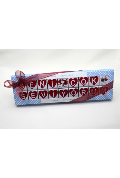 Dark Brown SENİ ÇOK SEVİYORUM Yazılı 36 Adet Madlen Çikolata Bitter ve Sütlü Dark Brown SENİ ÇOK SEVİYORUM Yazılı 36 Adet Madlen Çikolata Bitter ve Sütlü