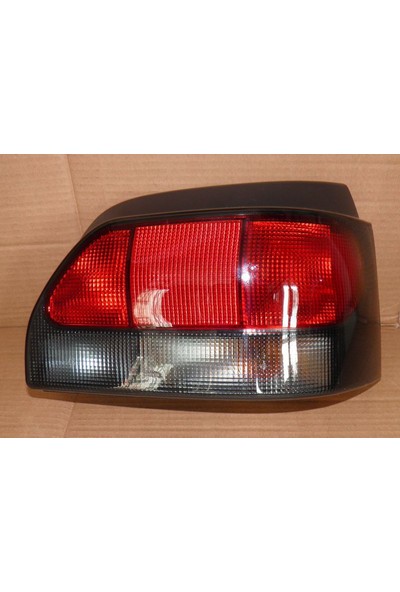 Clio 1 Stop Lambası Sağl 7701039013 Renault Clio 1 Yedek Parça Clio 1 Stop Lambası Sağl 7701039013 Renault Clio 1 Yedek Parça