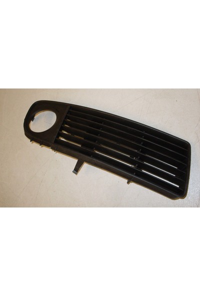 Audi A6 1998 - 2001 Ön Tampon Sis Çerçevesi Sisli (Sağ) Audi A6 1998 - 2001 Ön Tampon Sis Çerçevesi Sisli (Sağ)