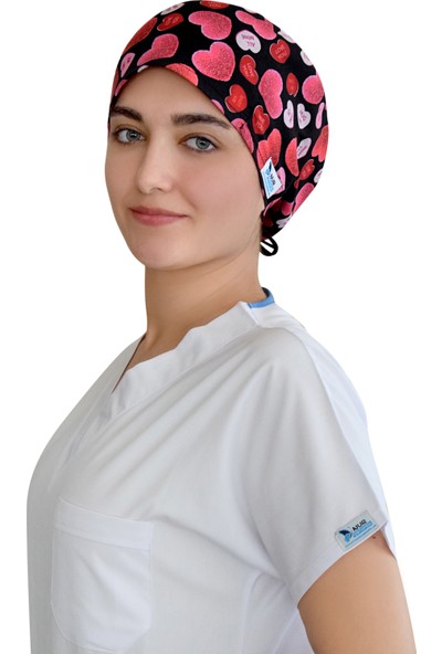 Nur Ortopedi Pembe Kalpler Temalı Cerrahi Doktor Hemşire Bonesi Nur Ortopedi Pembe Kalpler Temalı Cerrahi Doktor Hemşire Bonesi