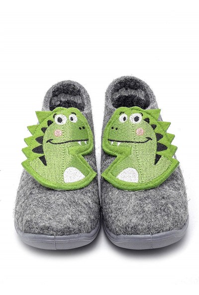 Fi̇rst Step Üç Boyutlu Gri Dinazor Nakışlı Keçe Çocuk Panduf F-714 Fi̇rst Step Üç Boyutlu Gri Dinazor Nakışlı Keçe Çocuk Panduf F-714