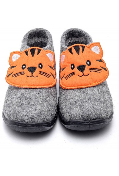 Fi̇rst Step Üç Boyutlu Gri Kedi Nakışlı Keçe Çocuk Panduf F-714 Fi̇rst Step Üç Boyutlu Gri Kedi Nakışlı Keçe Çocuk Panduf F-714