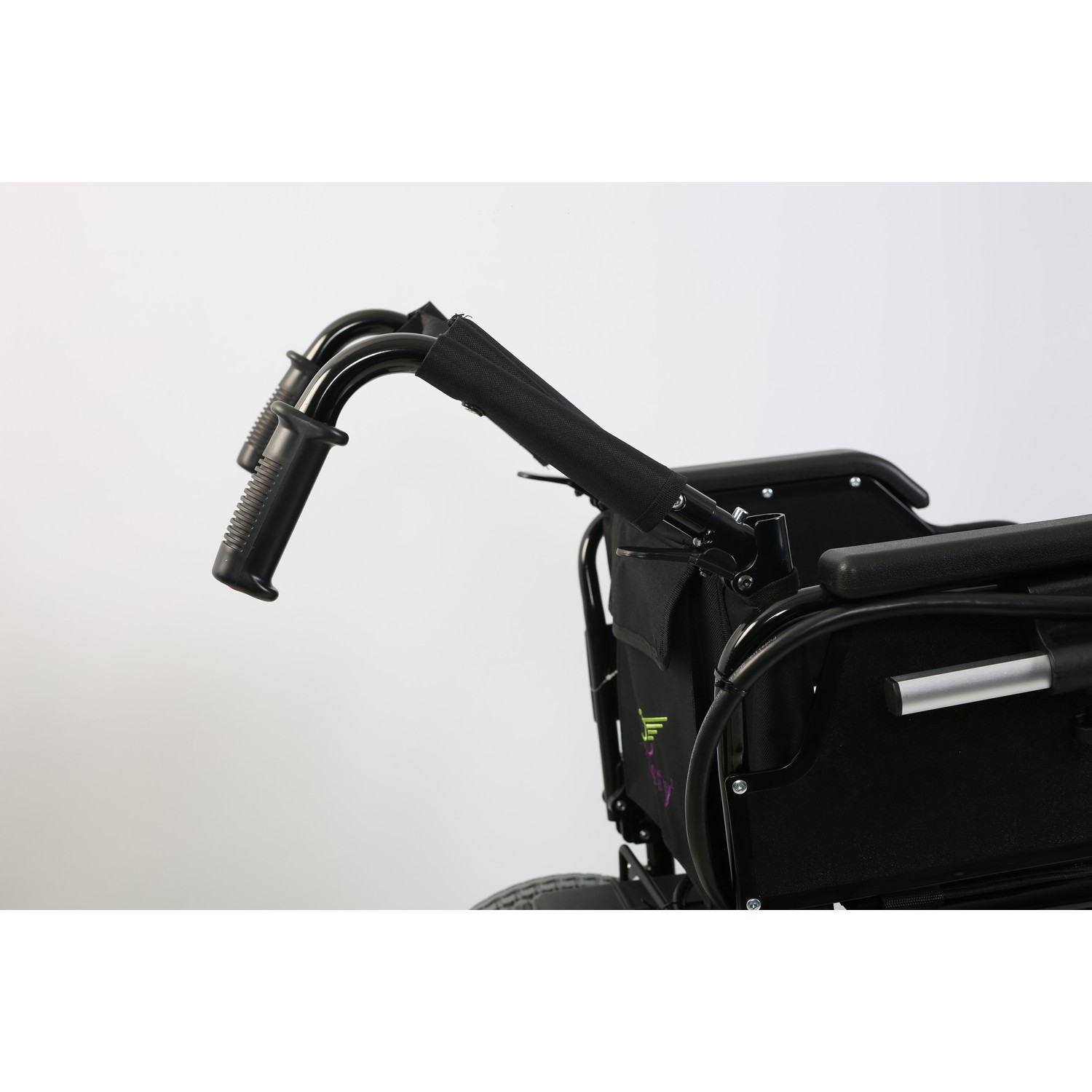 Tekerlekli Iskemle A-100 Katlanır Akülü Tekerlekli Sandalye Fiyatı