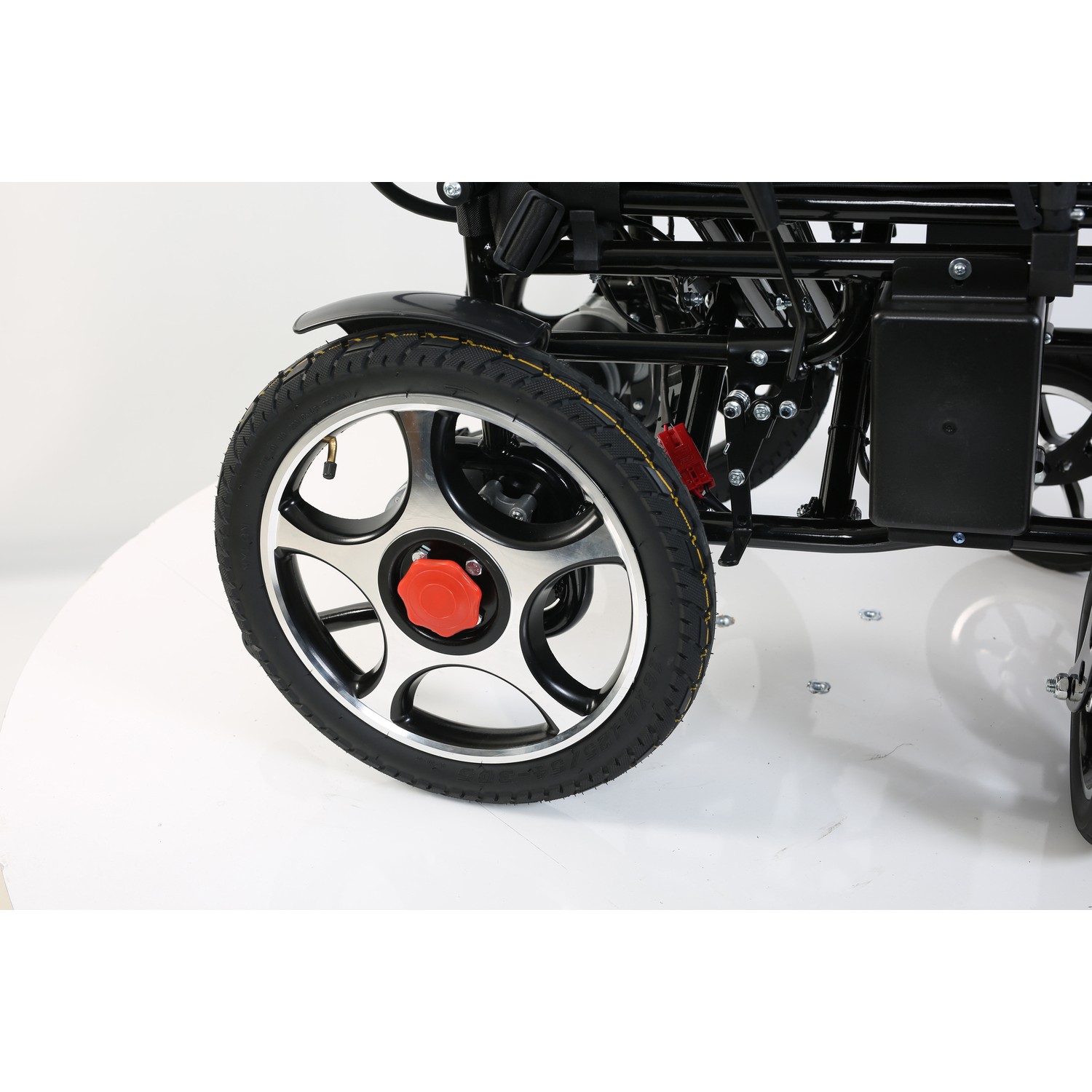 Tekerlekli Iskemle A-99 Hafif Pratik Katlanır Akülü Fiyatı