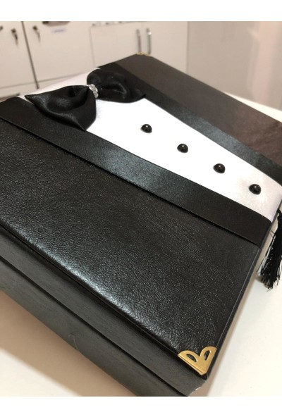 Çolakoğlu Damat Tıraş Sandığı - Papyonlu