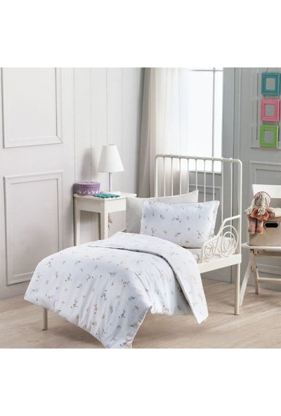 Sarev Loretta Armürlü Bebek Nevresim Takımı 2 Yastık V1 Sarev Loretta Armürlü Bebek Nevresim Takımı 2 Yastık V1