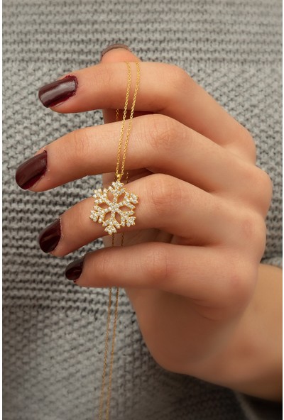 İste Senin Olsun Kar Tanesi Gümüş 925 Ayar Kolye İste Senin Olsun Kar Tanesi Gümüş 925 Ayar Kolye