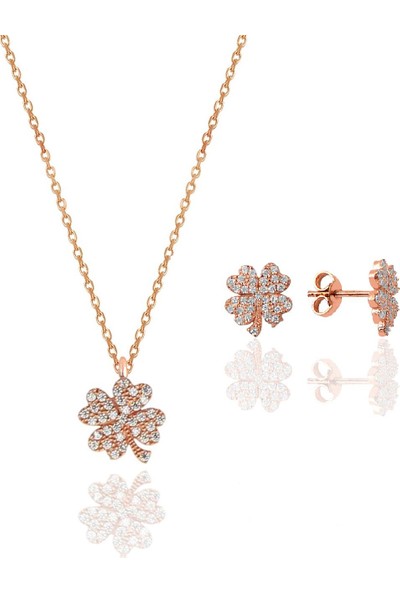 Söğütlü Silver Gümüş Rose Zirkon Taşlı Yonca Kolye ve Küpe Gümüş Ikili Set Söğütlü Silver Gümüş Rose Zirkon Taşlı Yonca Kolye ve Küpe Gümüş Ikili Set