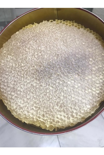 Çetin Siirt Yöresel Ürünler Petek Balı Siirt Karakovan 1 Kg Çetin Siirt Yöresel Ürünler Petek Balı Siirt Karakovan 1 Kg