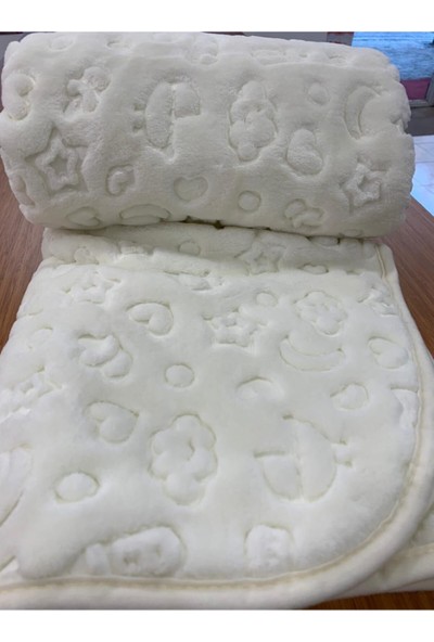 Özdilek Peluş Bebek Battaniyesi Embos Beyaz 100 x 120 cm Özdilek Peluş Bebek Battaniyesi Embos Beyaz 100 x 120 cm