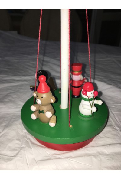 Noel Minyatürlü Noel Ağacı