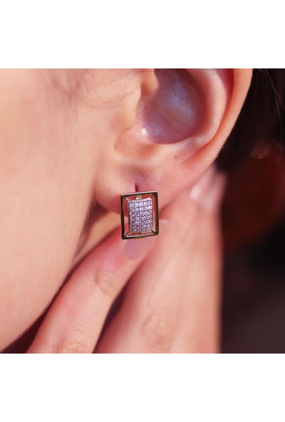 Değerli Kuyumculuk Taşlı Küpe