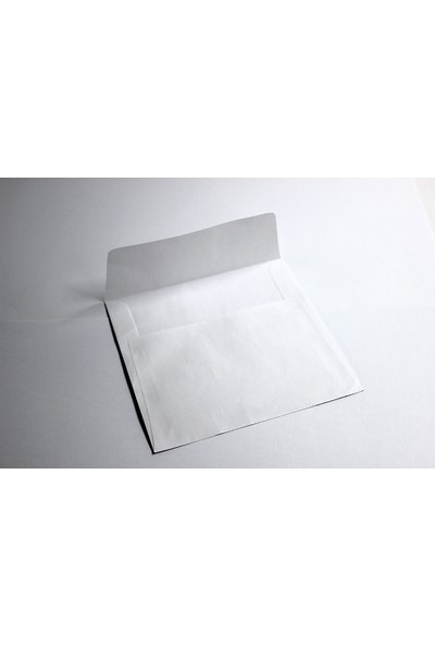 Zarfsan Davetiye Zarfı Buklet Kapaklı 90 gr 16 x 16 cm 50'li Zarfsan Davetiye Zarfı Buklet Kapaklı 90 gr 16 x 16 cm 50'li