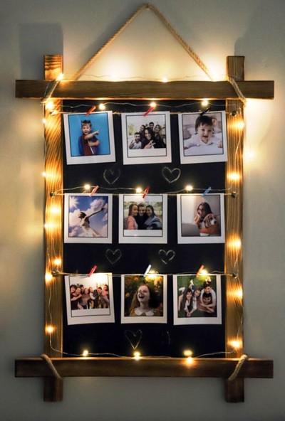 Dünya Magnet Mandallı Ipli LED Işıklı Kara Tahta Fotoğraf Çerçevesi