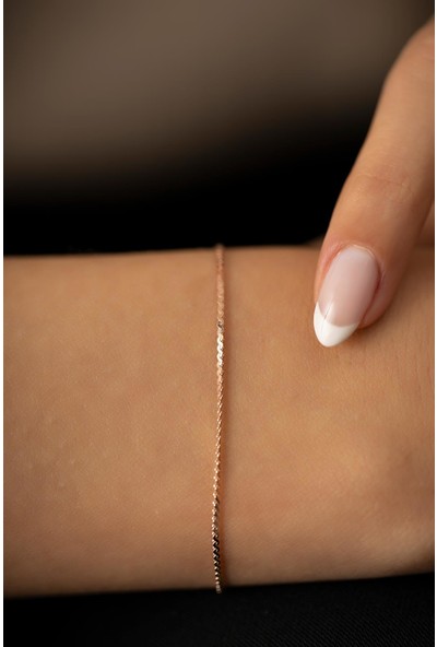 İzla Design Tilki Kuyruğu Model Rose Kaplama Gümüş İtalyan Bileklik İzla Design Tilki Kuyruğu Model Rose Kaplama Gümüş İtalyan Bileklik