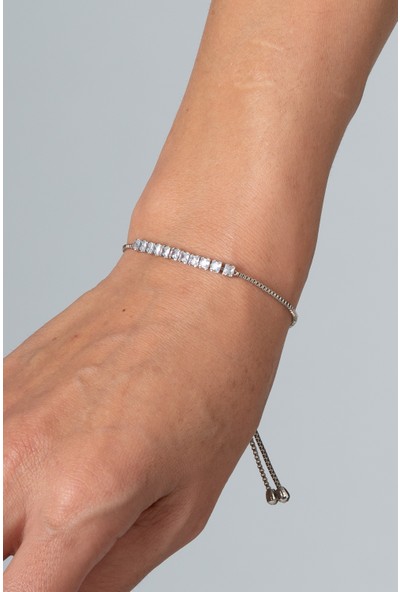 Eva Su Yolu Zirkon Taşlı Çelik Gümüş Renkli Bileklik Eva Su Yolu Zirkon Taşlı Çelik Gümüş Renkli Bileklik