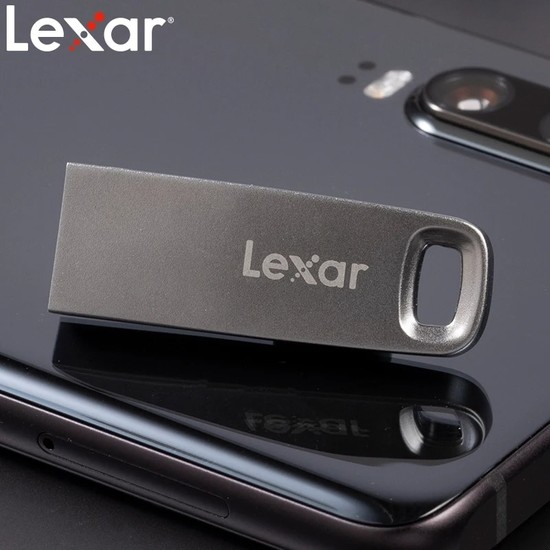 2Guoyang 128 GB Lexar M45 USB 3.1 Jumpdrive Kalem Sürücü 32 Fiyatı