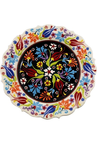 Sultan Çini 30 cm Kabartma Desenli Tabak Sultan Çini 30 cm Kabartma Desenli Tabak