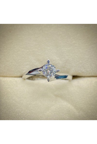 ESK 0.38 Karat Pırlanta Tektaş Yüzük